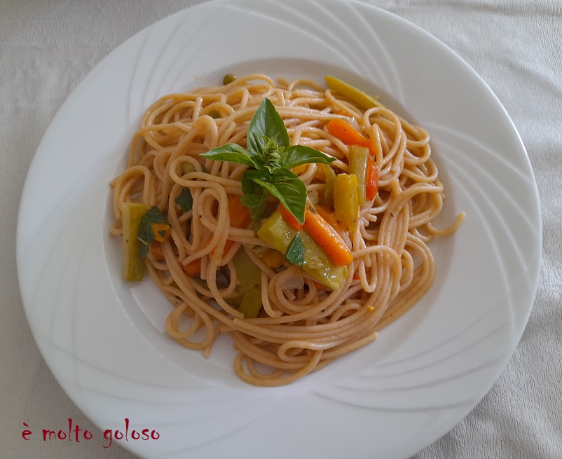 Spaghetti complets Primavera. – è molto goloso